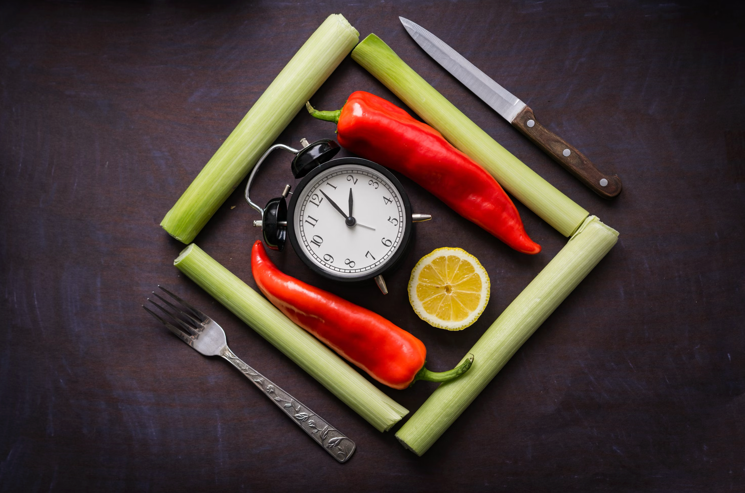 Intermittent Fasting: Pros & Cons – The Natural Transformer